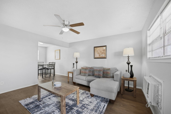 Colemans&nbsp;Hive&nbsp;At&nbsp;Twenty-five - Lubbock, TX