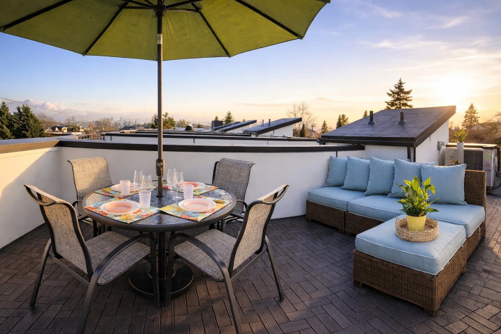 Family Friendly | King Bed+ Free Parking - Seattle, WA