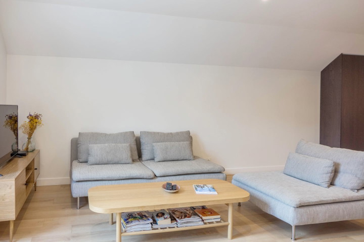 Spacious 2 Bedrooms, Hypercenter, Parking Included - Orléans