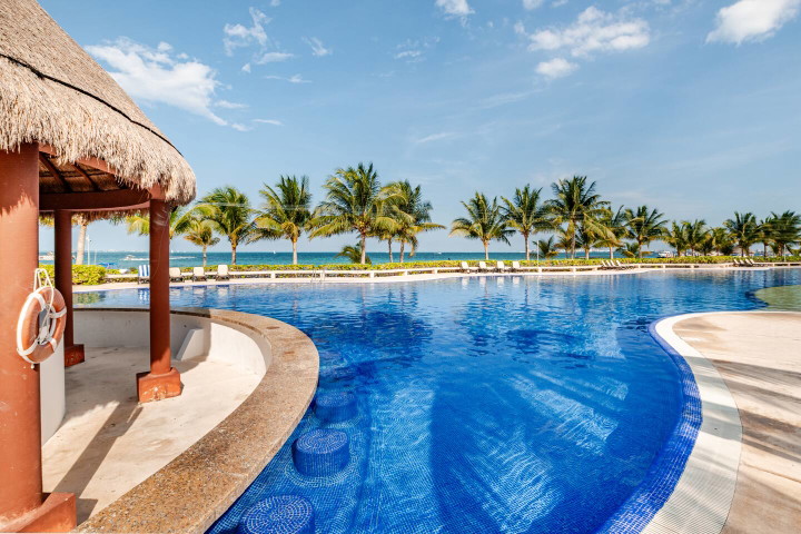 Amara Cancún | Infinity Pool & Beach Access - Cancún