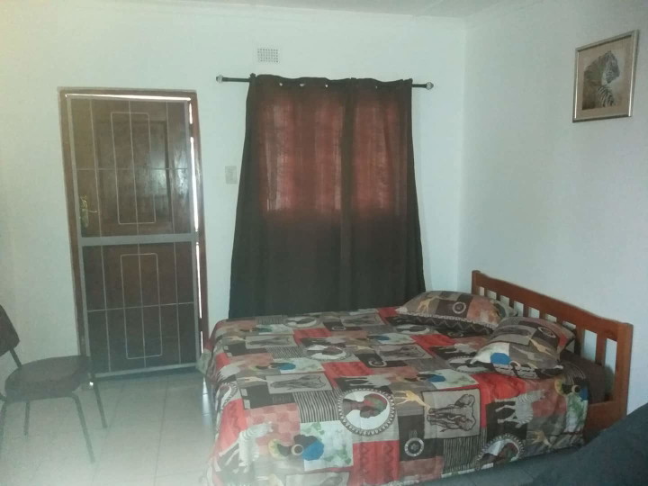 Bluffselfcater Accom Flatlet - Durban