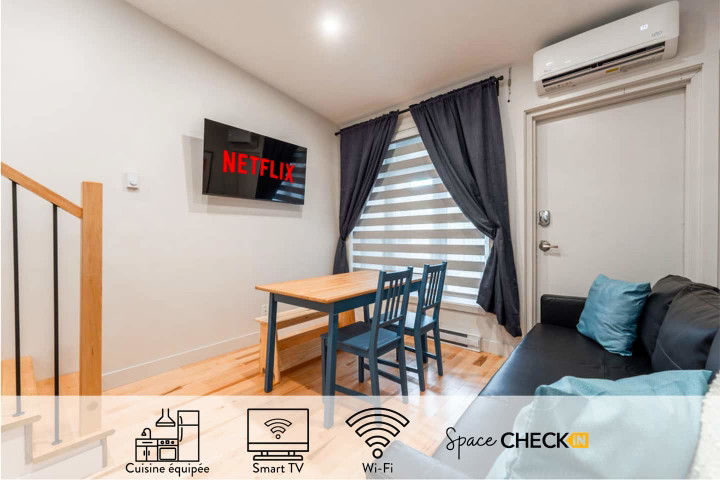 The Mtl Explorer | Ac | Plateau | Just Renovated - Montreal