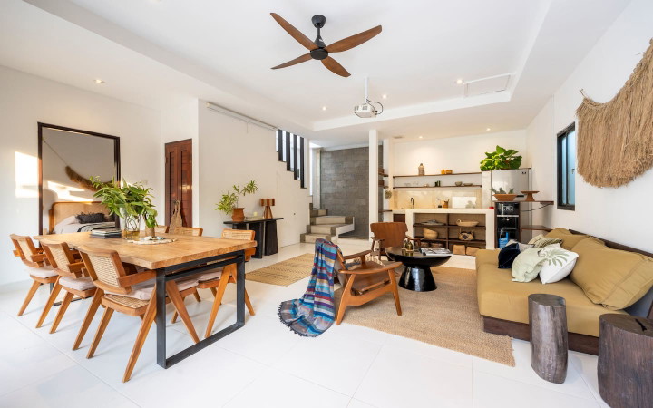 2br Villa  Fully Enclosed Ac Living  Seminyak - Kuta