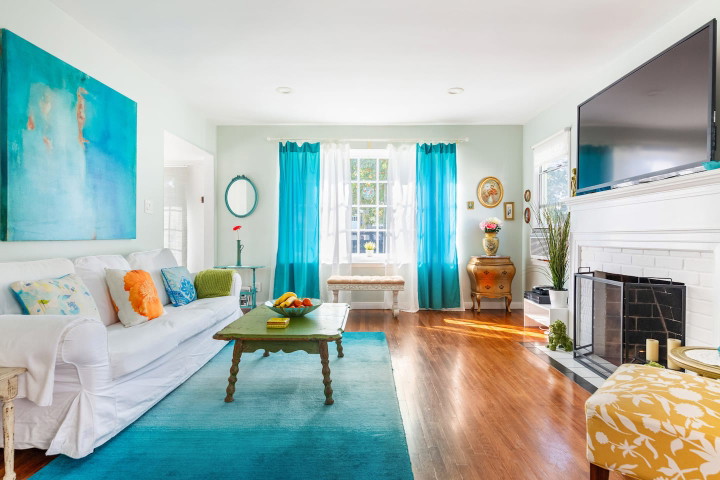 Colorful Boutique Home Close To The Beach - Hawthorne, CA