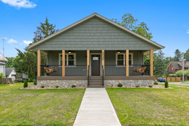 Baraboo Bungalow - Baraboo, WI