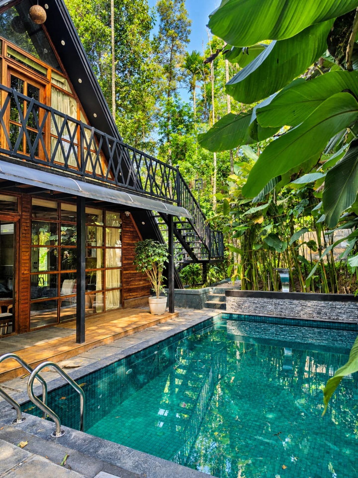 Luxury Private 2-story Chalet Villa In Wayanad - Kerala