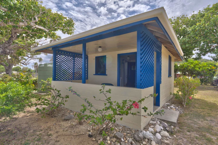 Two Studio Beach Apartments - Tonga
