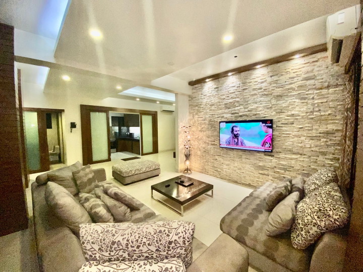 Bel Appartement De 2 Chambres Et 2 Salles De Bain à Nikaton, (Gulshan 1) - Dacca