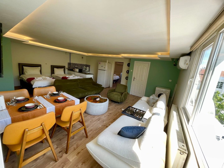 Grand Appartement Avec Vue Sur Le Parc, Cuisine, Jacuzzi, 2+1 - Balat