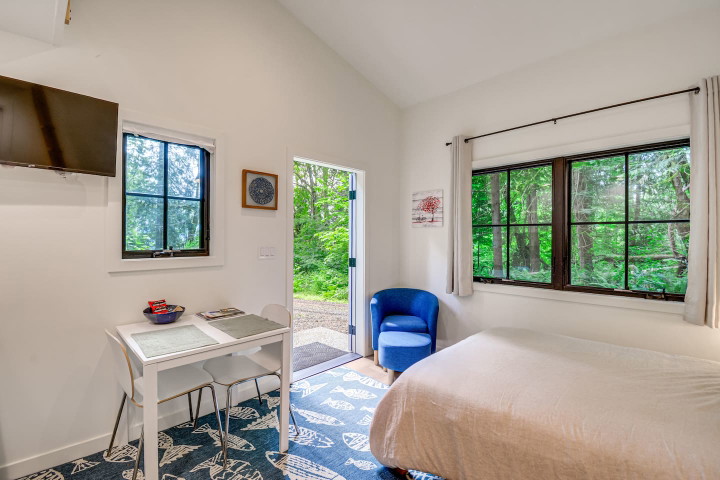 Hoodsport Cottage, Close To Olympic National Park - Hoodsport, WA