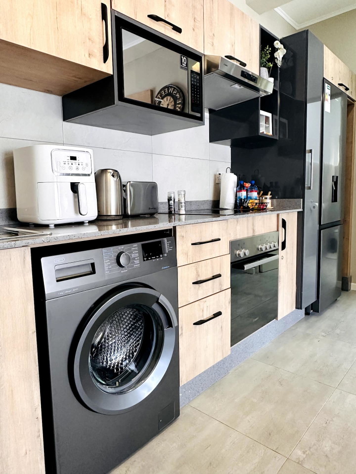 Modern 1 Bedroom Primvilla Apartment - Gaborone