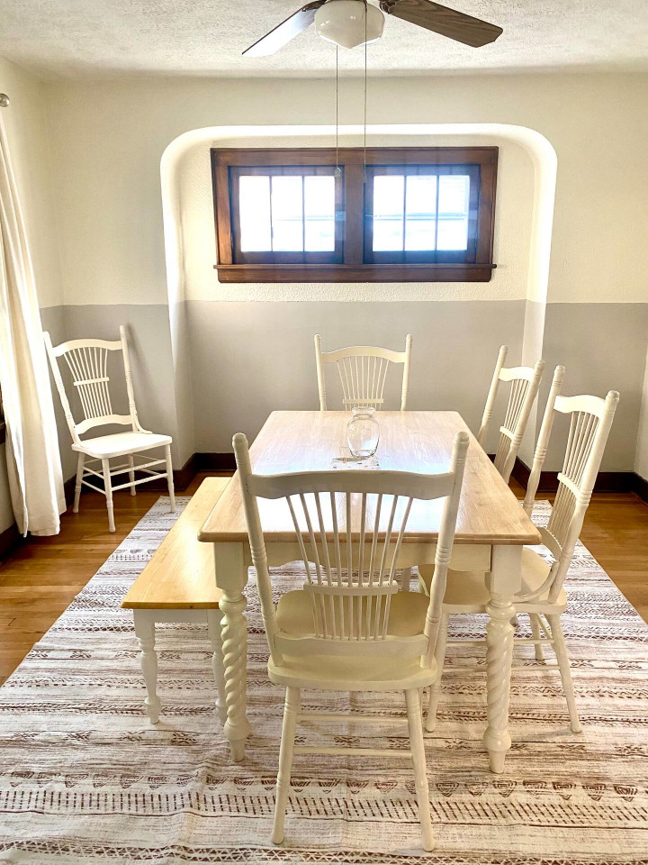 Cozy & Spacious North Hill Home - Akron, OH
