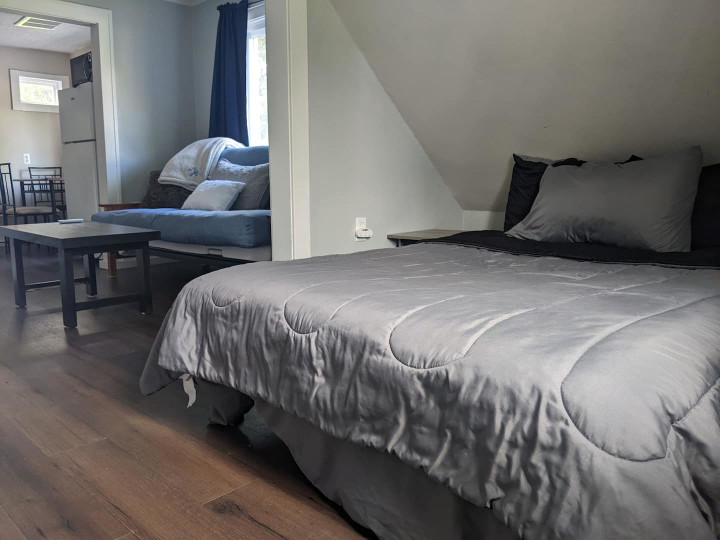 Downtown Apartment Auburn Hills - Auburn Hills, MI