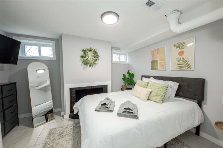 1-br Modern Retreat W/ Parking Near Shopping - Cincinnati, OH