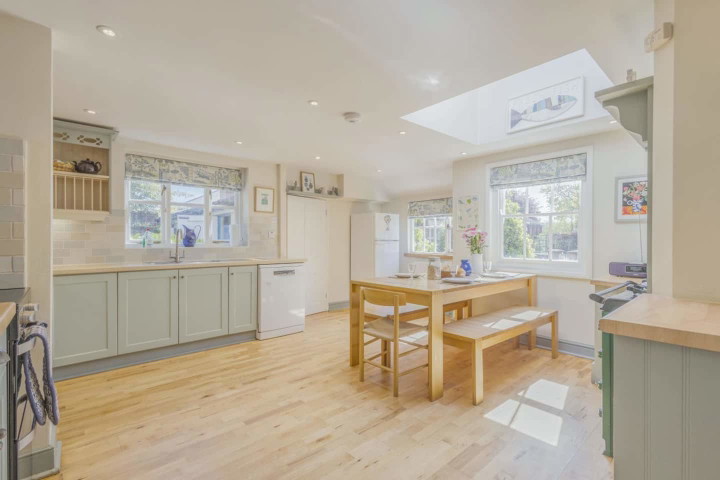 3 Bed In Woodbridge (Oc-sfdor) - Woodbridge, UK