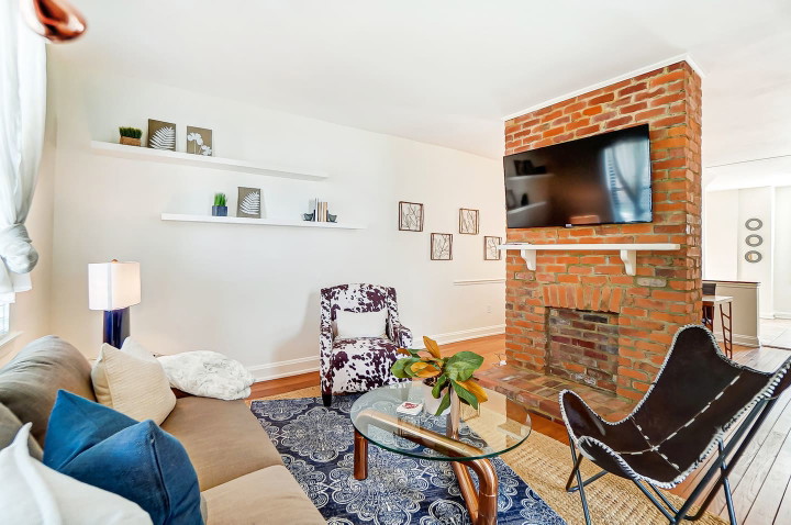 Oakley Square 3br - Walkable-sleeps 5 - Fire Pit - Cincinnati