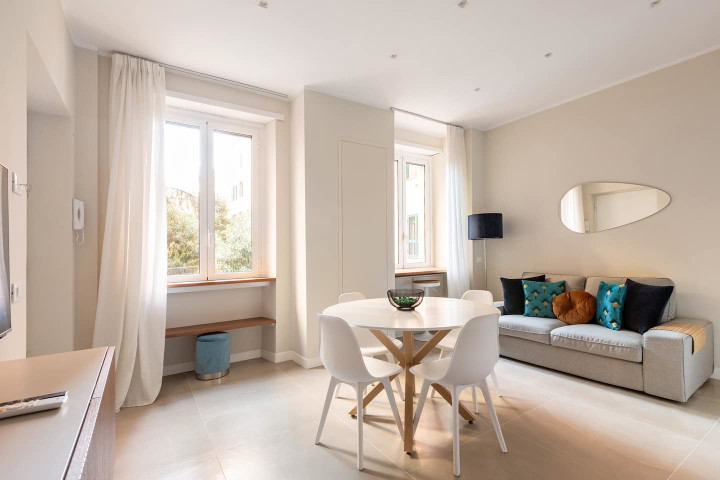 Modern And Stylish Apartment 10 Mins From Colosseo - Rom