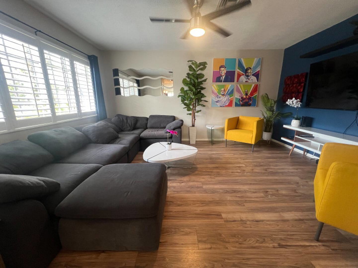 This Is Your Florida Home! - Pinellas Park, FL