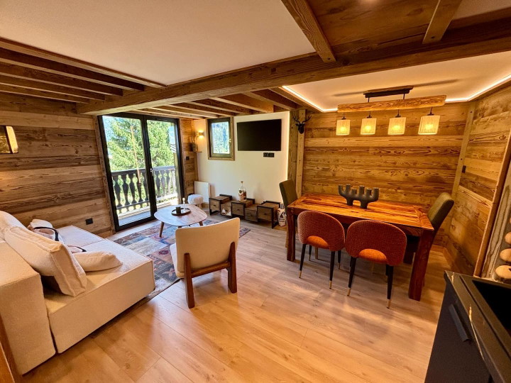 Chalet Lilou, Petit Chalet Rénové Face Aux Pistes - Notre-Dame-de-Bellecombe