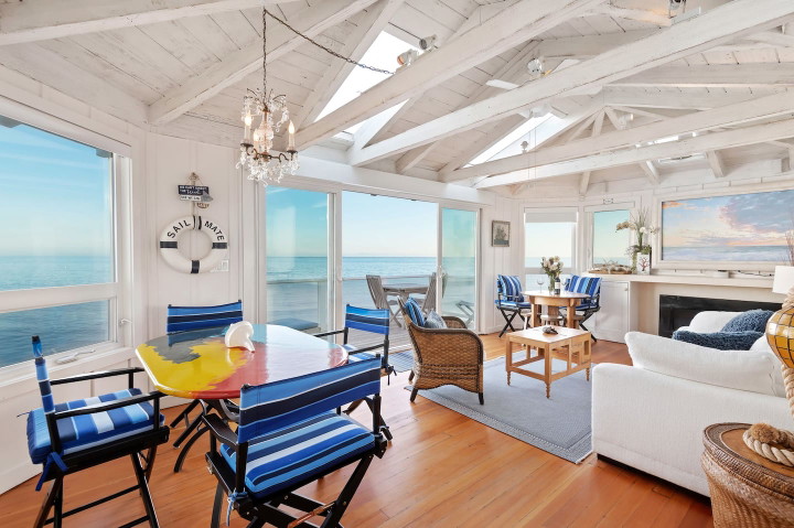 Bungalow En Bord De Mer Sur La Plage De Miramar - Montecito, CA