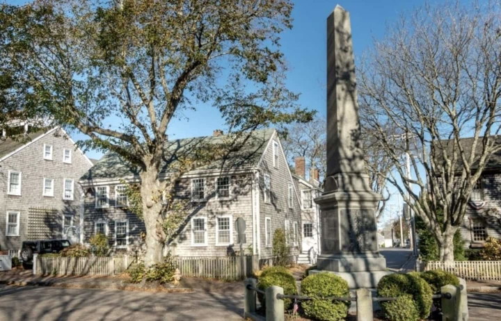 Skyemoor | Historic Luxury On Main Street - Nantucket, MA