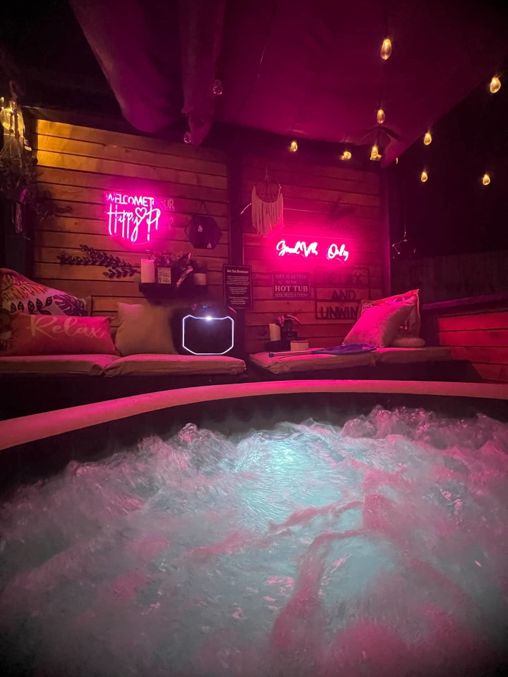 The Sweet Escape - Conroe, TX