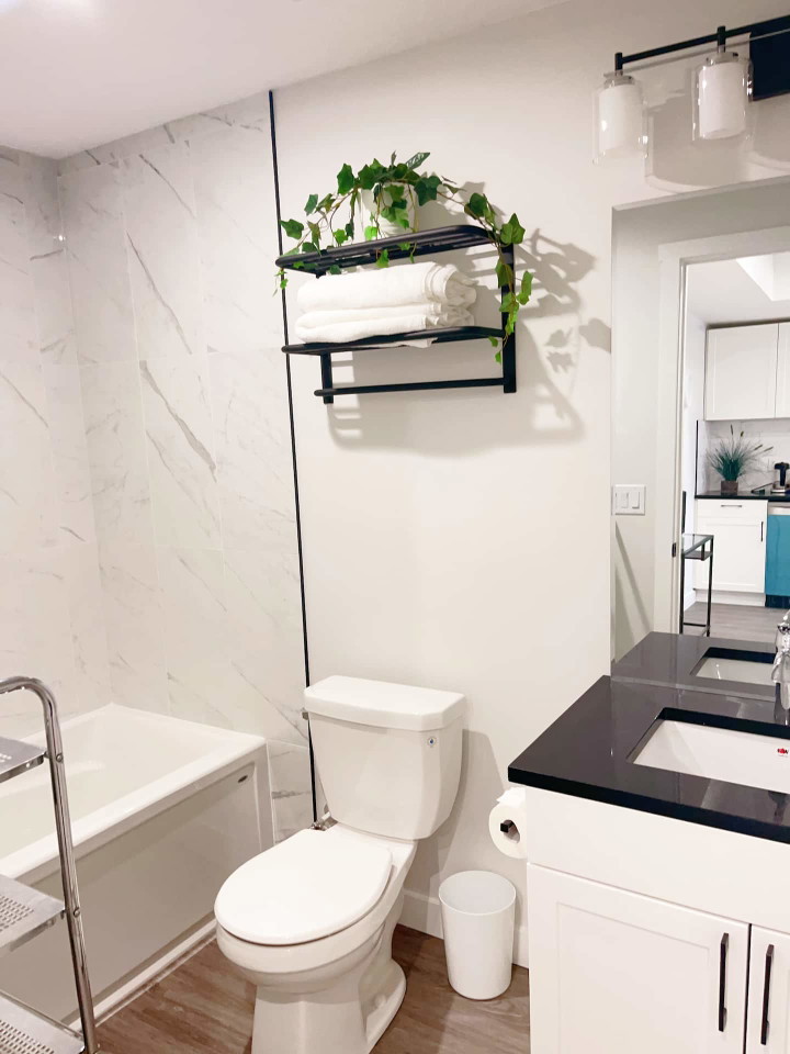 Legal Walkout Guest Suite Nw Edm - Edmonton