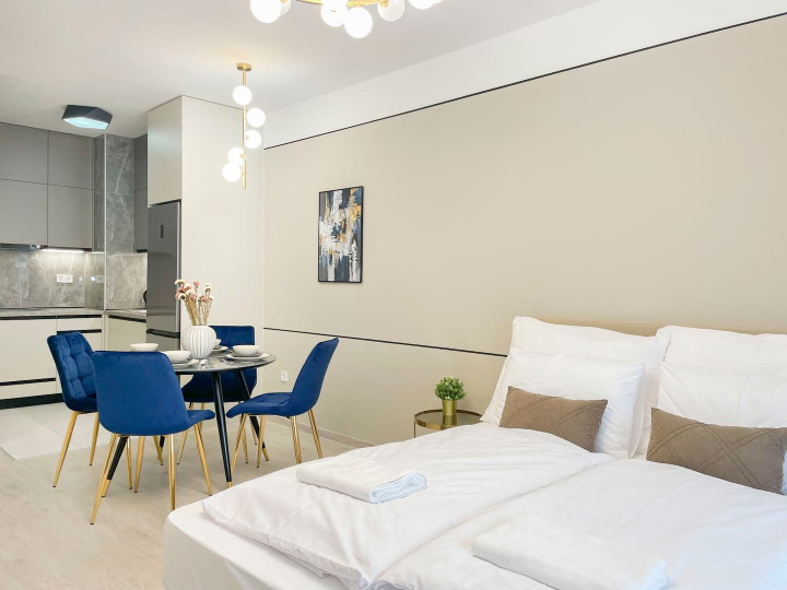 2 Room Apt Near 2 Hero Square-balcony-free Parking - Budapest