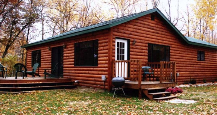 Hilltop Cottage - Rhinelander, WI