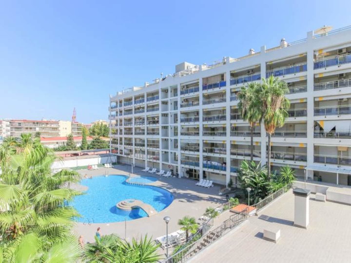 14junto Playa Levante, Paseo Jaime I, - Salou