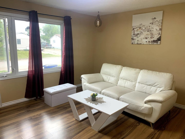 Spacious 5 Bedroom Home In Westwood Area, Thompson - Thompson
