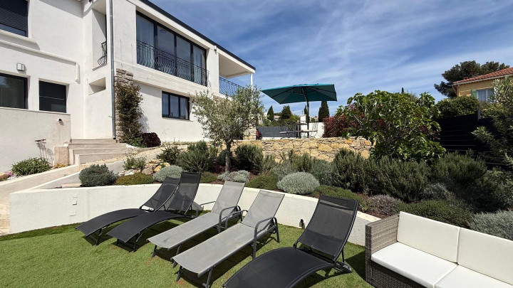 Villa 5* Piscine Chauffée, Pétanque & Plage à 850m - Saint-Cyr-sur-Mer