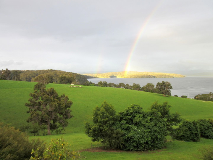 Polehouse Mudbrick (Adobe) 2br Flat - Mallacoota