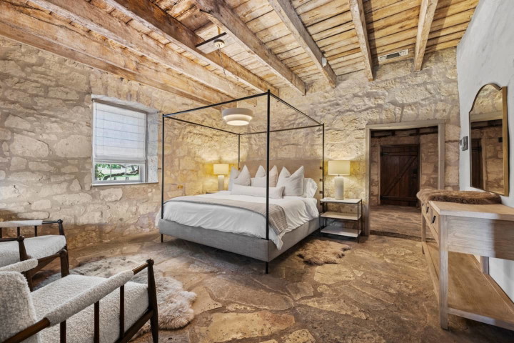 Weinheimer Cabin | Hot Tub | Romantic - Fredericksburg, TX