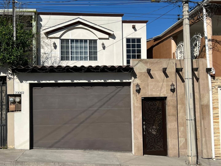 Villa Fontana I 3 Bedrooms 2 Bathrooms Living Room Kitchen - Tijuana