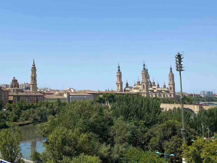 Super Penthouse With Views Of El Pilar And Outdoor Jacuzzi - Zaragoza