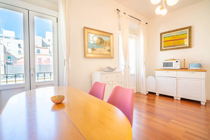 Perle Gemelle In Marina | Right - Cagliari