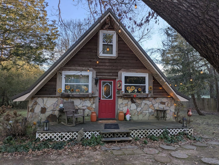 Fairy Tale Cottage - Georgia, GA