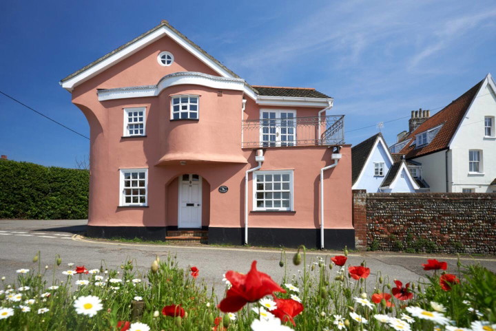 Corner Cottage: The Pink House In Southwold - Walberswick