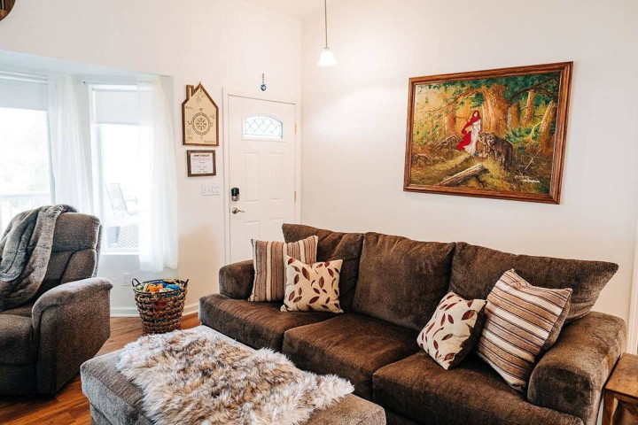 19 Mi To Yosemite Lake View Whimsical Retreat - Bass Lake, CA