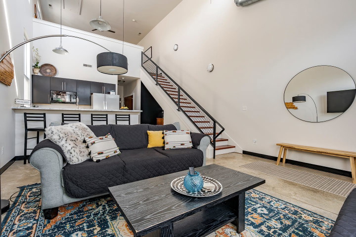 2br Central Loft W/ Garage Near Ncr And Downtown. - Lexington, KY