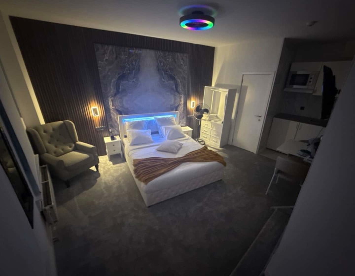 Pearl Amour Room - Kontich