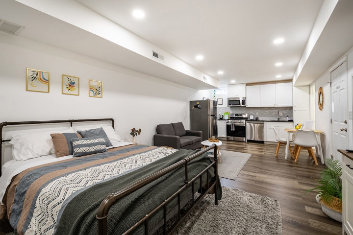 Fully Equipped Basement Suite - Near Ud / Main St - Delaware
