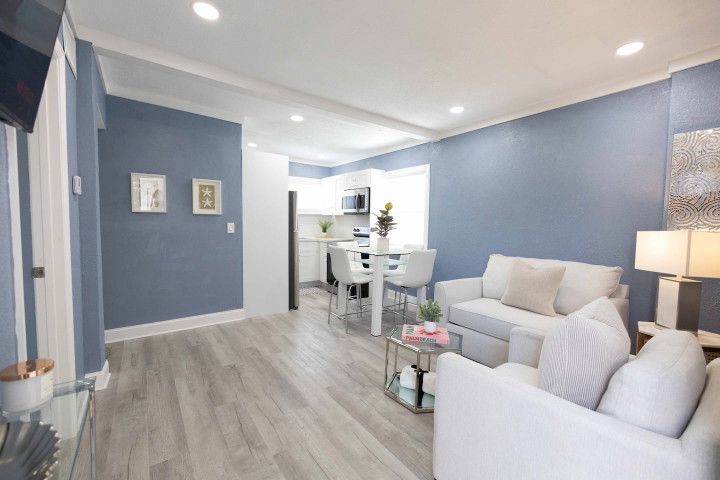 Elegant Home In Antique Row - Wpb - West Palm Beach, FL