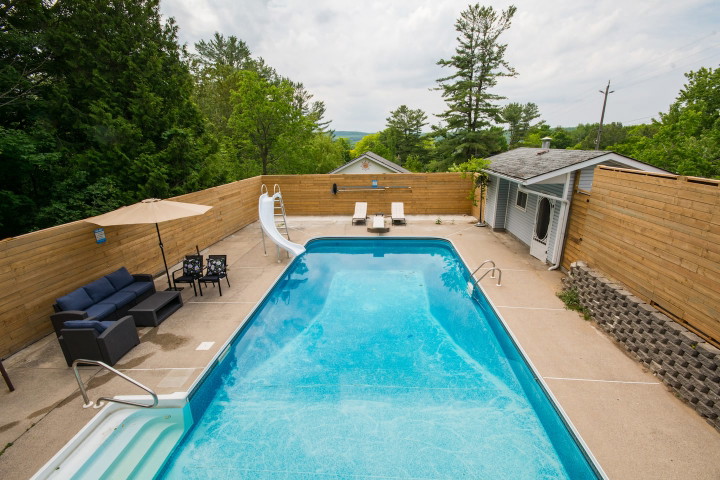 Discovery Retreat: Hot Tub, Firepit, Game Room - Midland