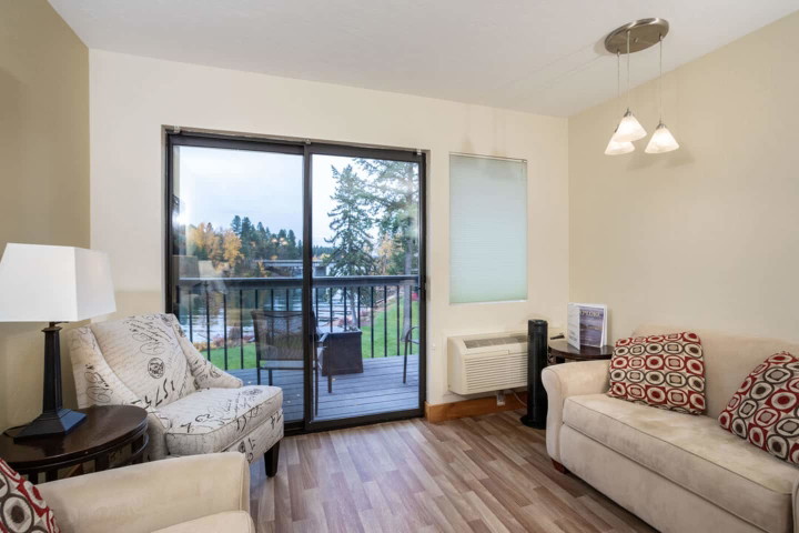 Gorgeous Waterfront Views, Private Balcony & A/c - Bigfork, MT