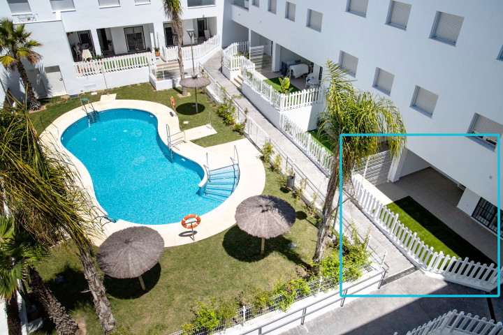 Apartamento Con Piscina Y Garaje Junto A La Playa - Conil de la Frontera