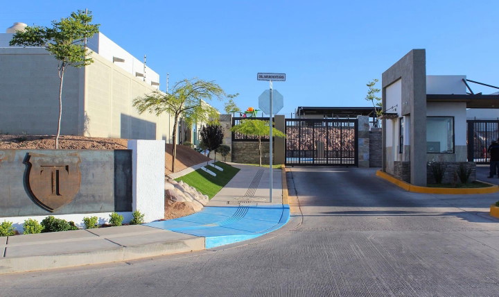 House In Privada Pool 10 Minutes From The U.s. Consulate - Nogales, Mexico