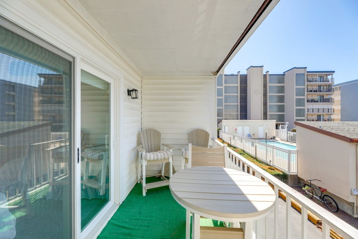 Walk To Ocean City Beach: Shoreside Gem W/ Balcony - Ocean City, MD