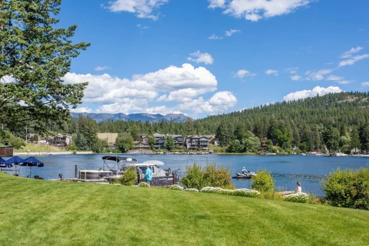 Luxury Condo On Flathead Lake - Bigfork, MT